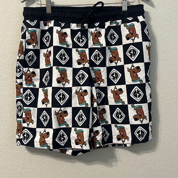 Scooby Doo | Swim | Trendy Mens Size L Scooby Do Swim Trunks Summer ...